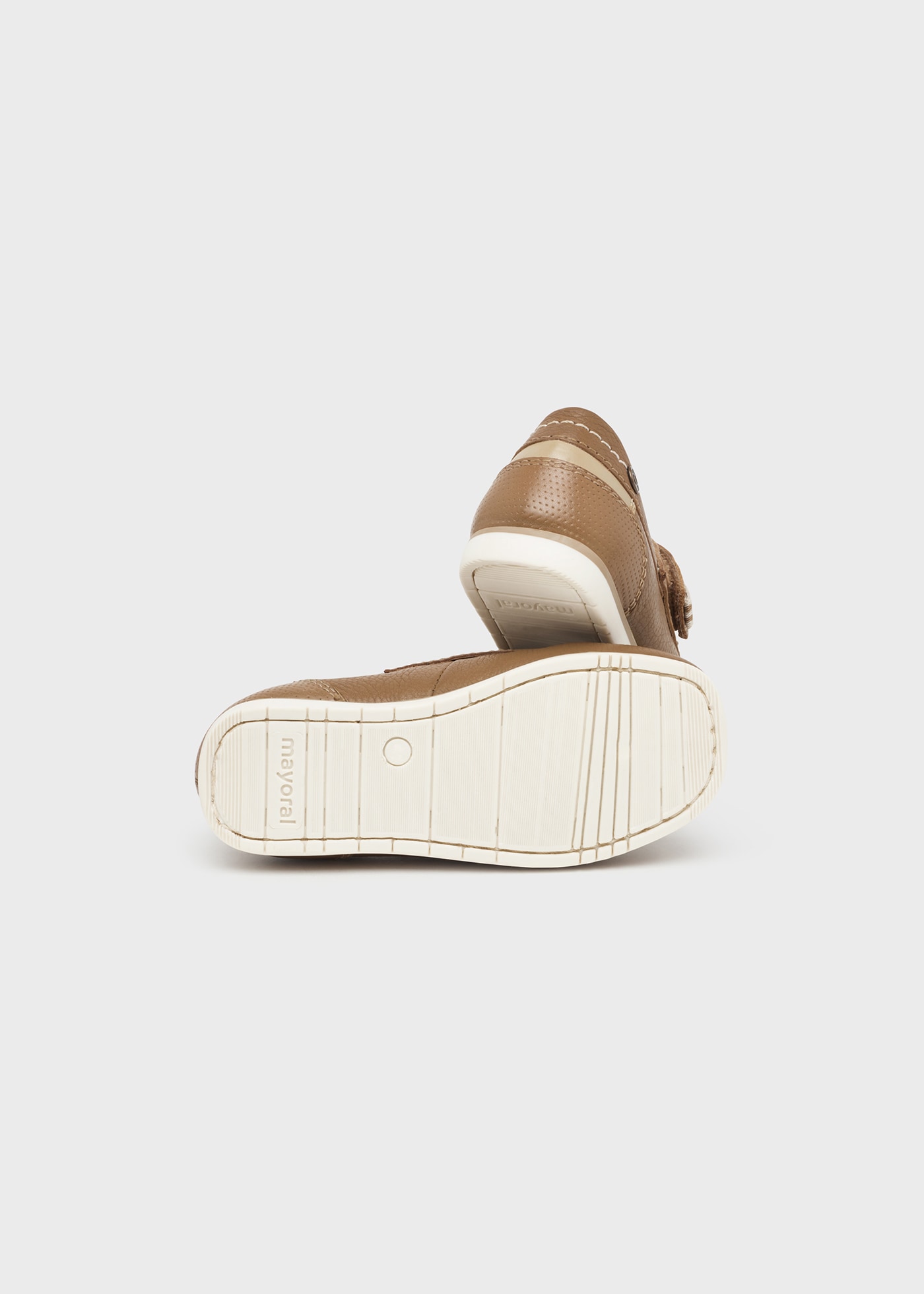 Leather boat shoes with velcro boy | Mayoral
