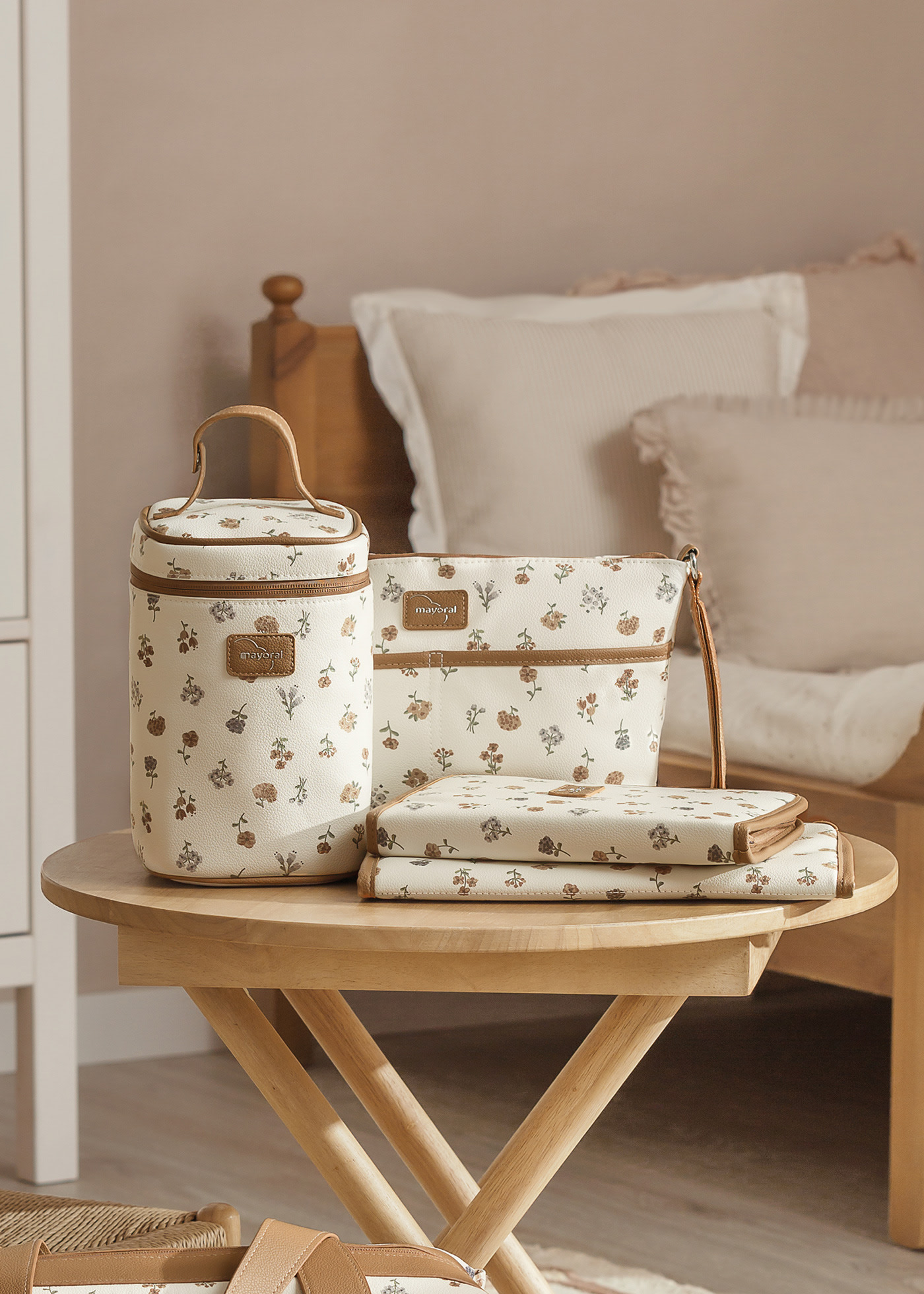 Nevera estampada bebé Flor nata | Mayoral