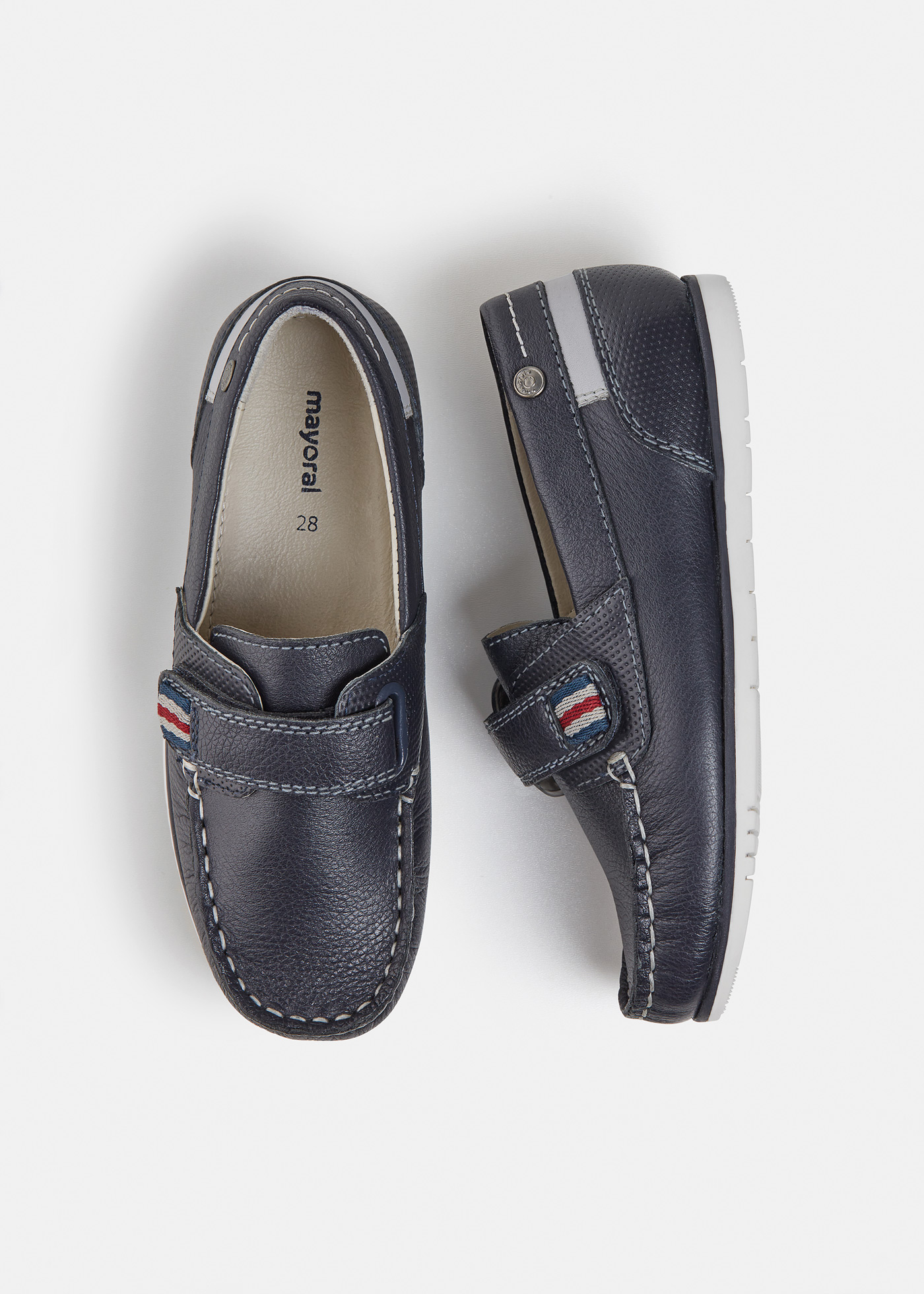 Leather boat shoes with velcro boy | Mayoral