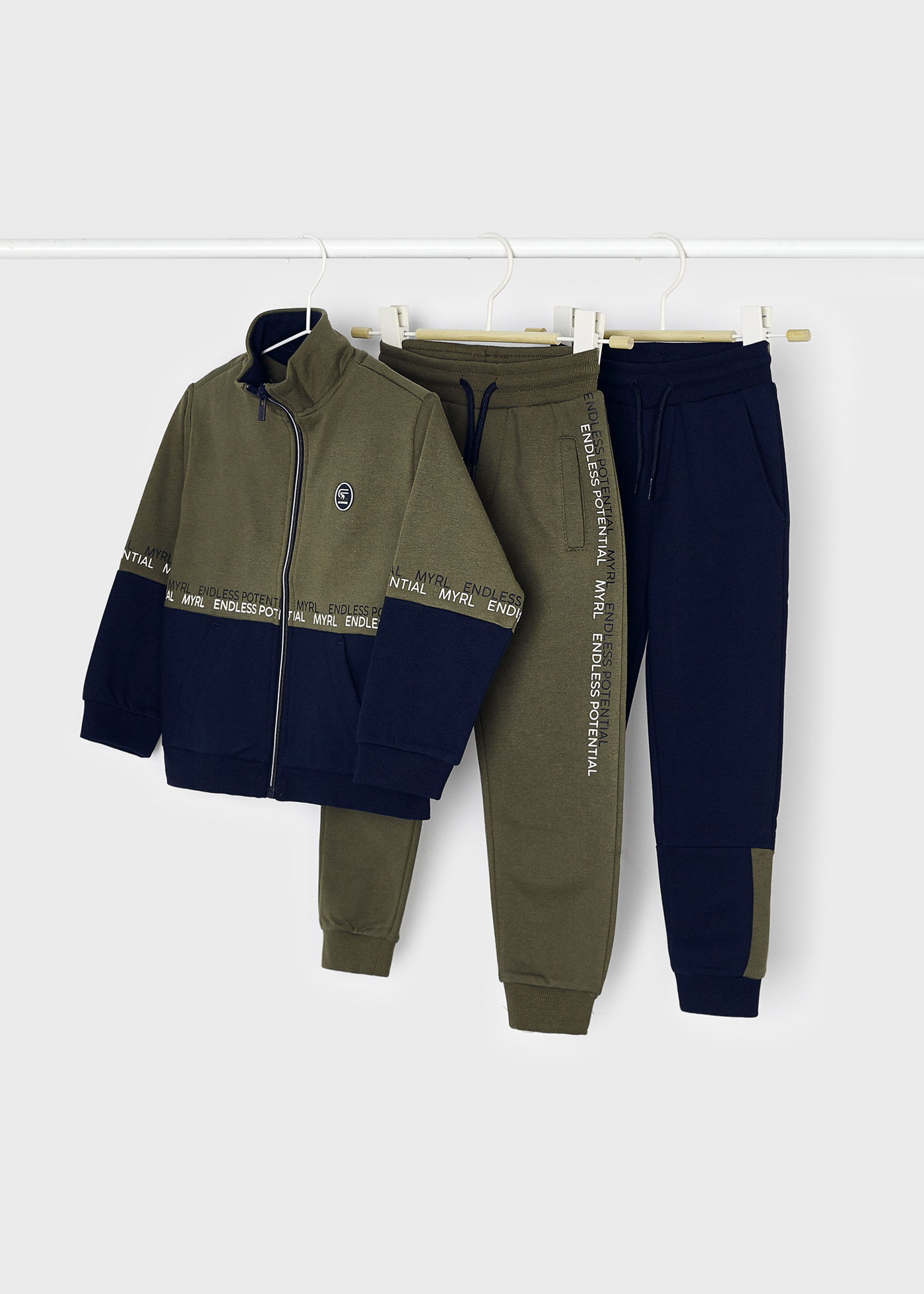 3-piece tracksuit color block boy | Mayoral